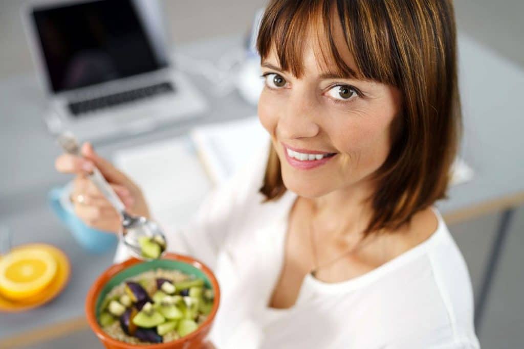 HOW TO EAT WELL AT WORK - ITAC FOOD LOVERS BLOG